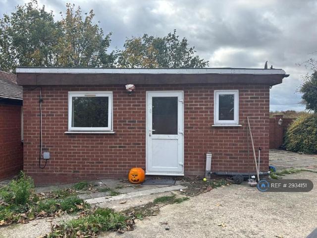 Studio to rent