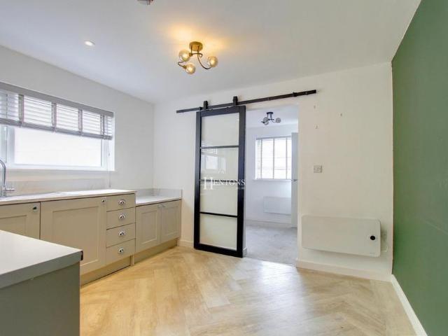 Studio to rent