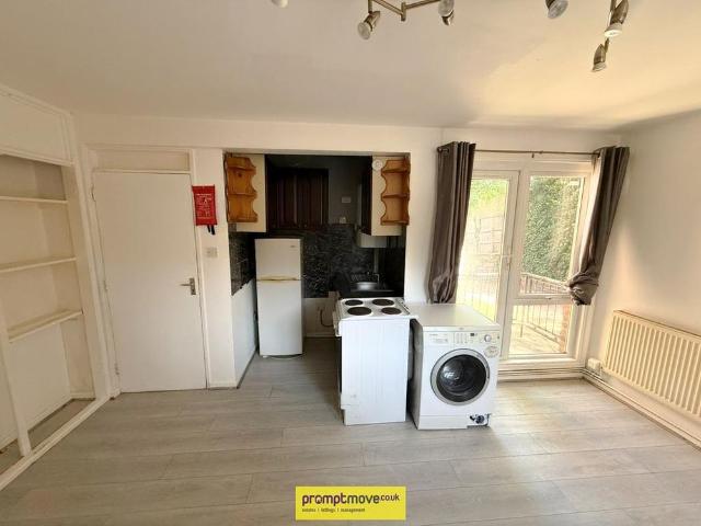 Studio to rent
