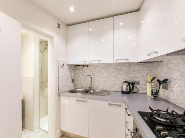 Studio to rent