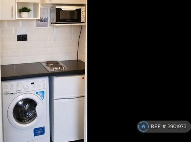 Studio to rent