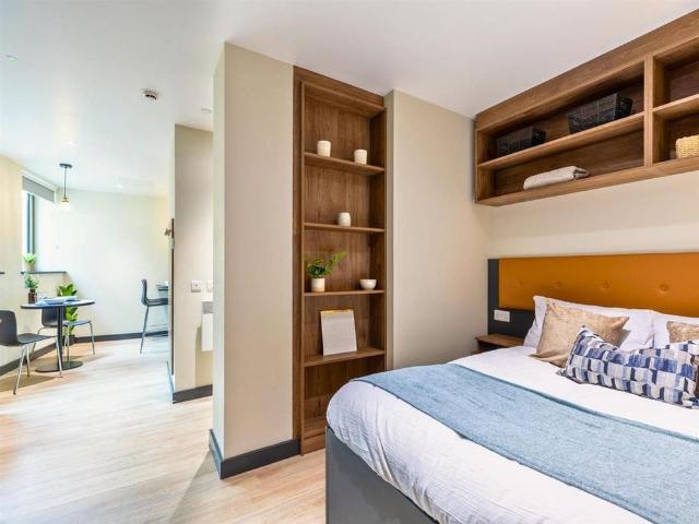 Studio to rent