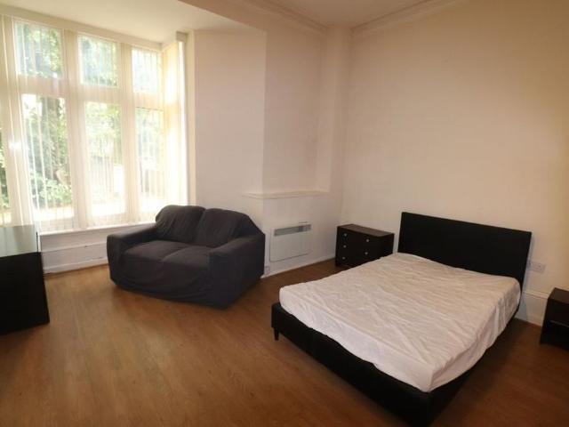 Studio to rent