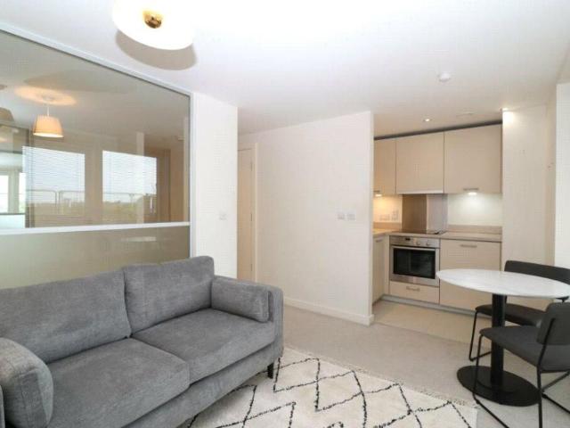 Studio to rent