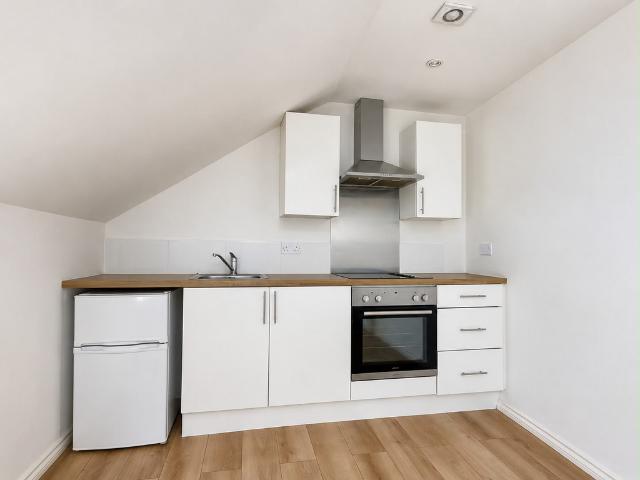 Studio to rent