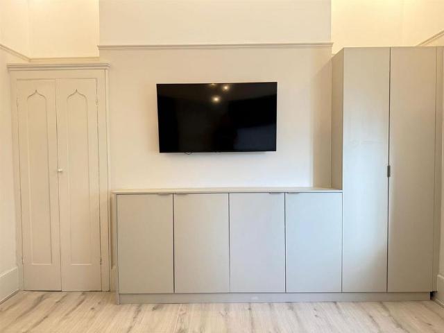 Studio to rent