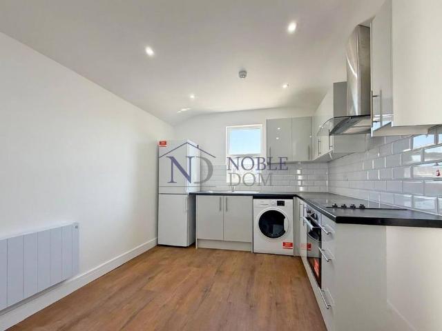 Studio to rent