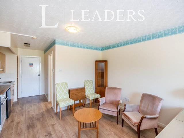 studio to rent The Bristowe, 2 6 Grange Road, Bournemouth, BH6