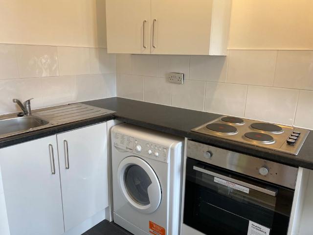 studio to rent Willmore Grove, Birmingham, B38