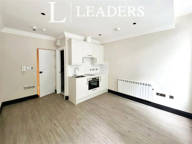 studio to rent Belvedere Terrace, Brighton, East Sussex, BN1