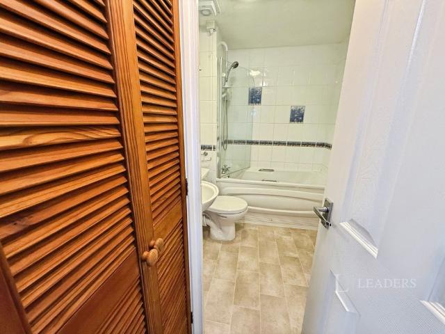 studio to rent Breamore Close, New Milton, BH25