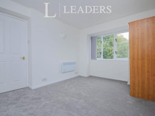studio to rent Castle Court, Sydenham Road, London, SE26
