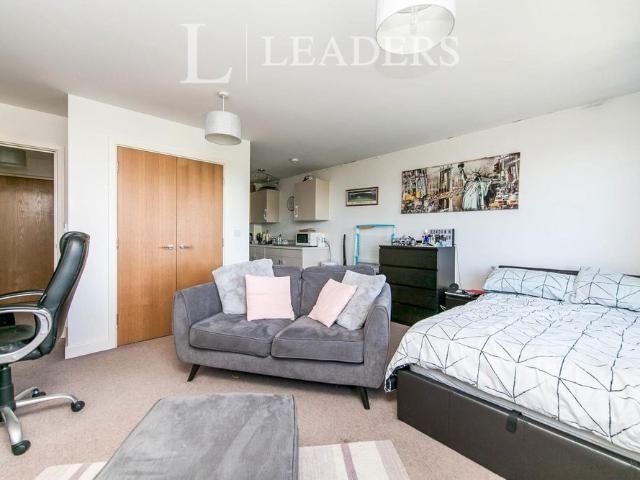 studio to rent De Grey Road, Colchester, CO4