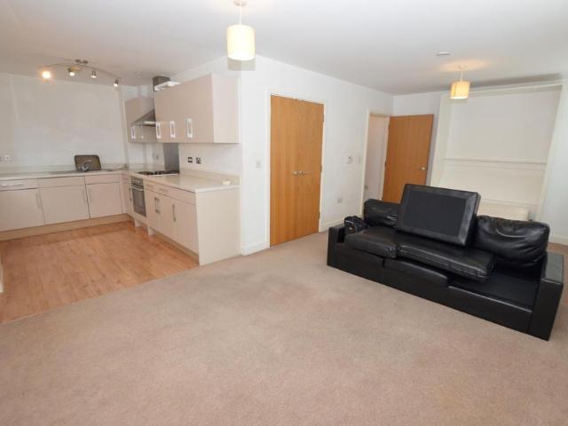 studio to rent De Grey Road, Colchester, CO4