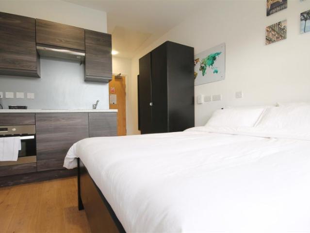 Studio to rent in the City Centre