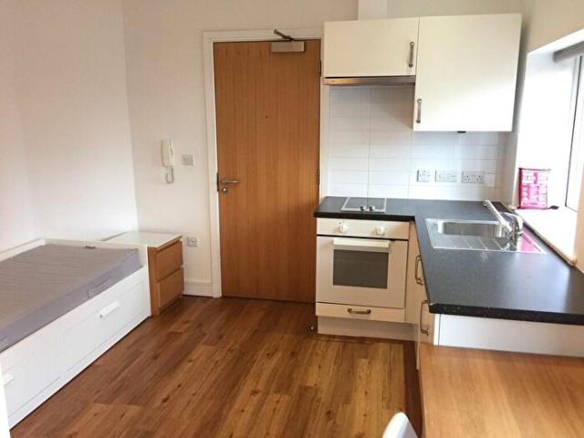 Studio To Rent In Unit Lower Holyhead Road, CV1