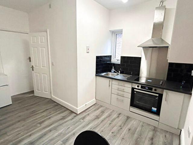 Studio To Rent In Uttoxeter New Road, Derby, DE22