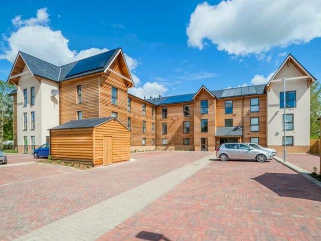 Studio To Rent In Waterside House, Peartree Bridge, MK6