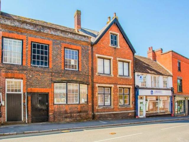 Studio To Rent In West Street, Buckingham, MK18