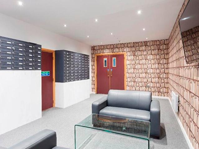 Studio To Rent In Abington Street, Town Centre, Northampton, NN1