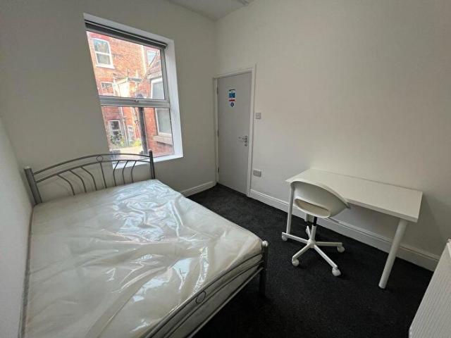 Studio To Rent In Alfreton Road, Nottingham, Nottinghamshire, NG7