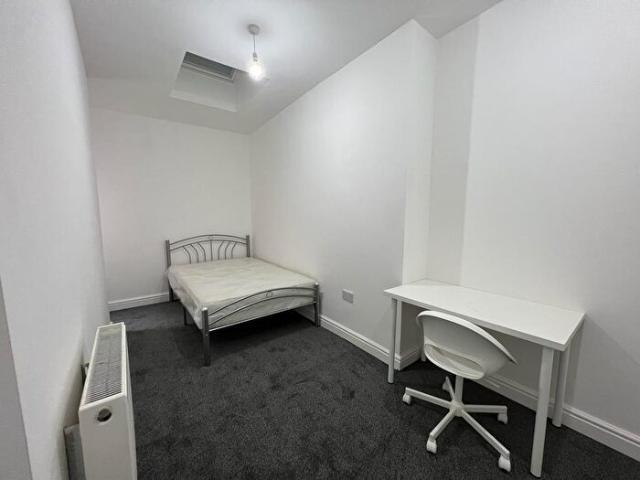 Studio To Rent In Alfreton Road, Nottingham, Nottinghamshire, NG7