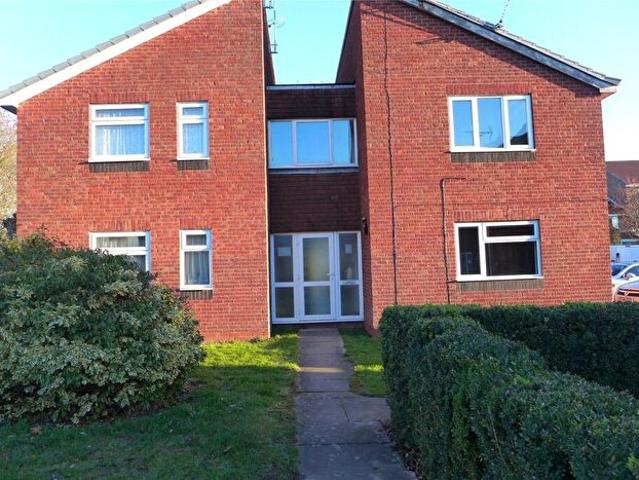Studio To Rent In Anderton Road, Longford, Coventry, West Midlands, CV6