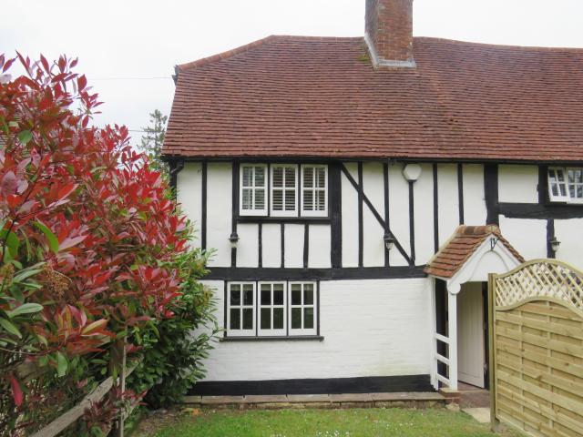 studio to rent in Ardingly Road, East Grinstead
