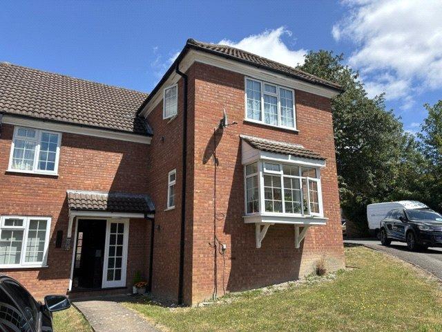 Studio to rent in Bowmans Way, Dunstable, Bedfordshire, LU6 | Leaders