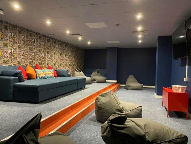 Studio To Rent In Broadgate, Coventry, CV1