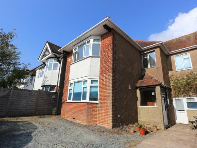 Studio to rent in Brighton And Hove East Sussex, BN1, from Property Moves. 33842