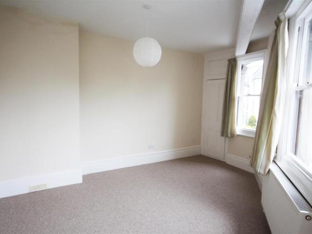 Studio to rent in Brighton And Hove East Sussex, BN1, from Spencer & Leigh Brighton. 34048