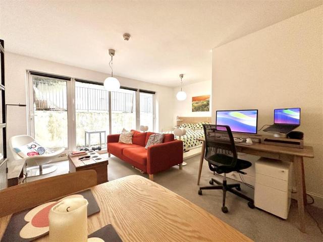 Studio to rent in Brighton And Hove East Sussex, BN3, from Parsons Son & Basley Brighton. 34083
