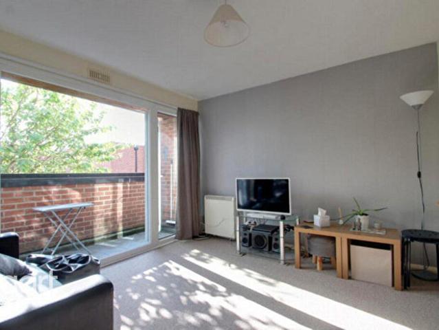 Studio To Rent In Burns Road, Loughborough, LE11