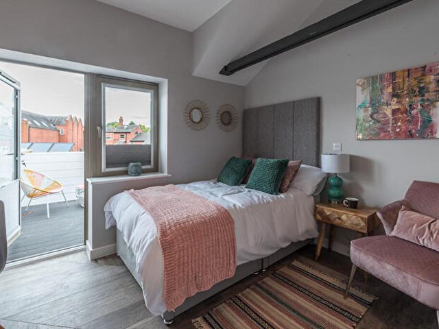 Studio To Rent In Calthorpe Street, Banbury, OX16