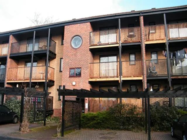 Studio To Rent In Castle Gardens, NG7