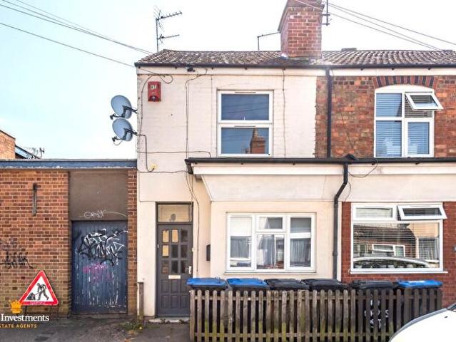 Studio To Rent In Cross Street, Rugby, Warwickshire, CV21