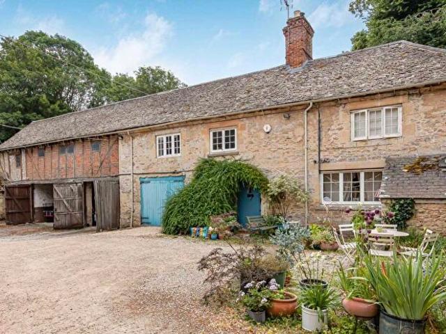 Studio To Rent In Denton, Denton House, OX44