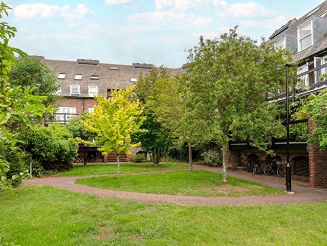 Studio To Rent In Folly Bridge Court, Oxford, OX1