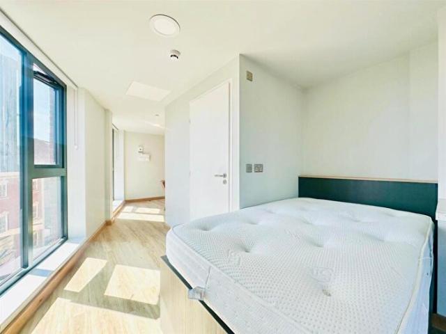 Studio To Rent In Fourth Floor, Felix Apartments, Nottingham, NG1