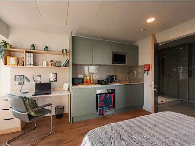 Studio To Rent In Gold Studio Low Floor, Traffic Street, NG2