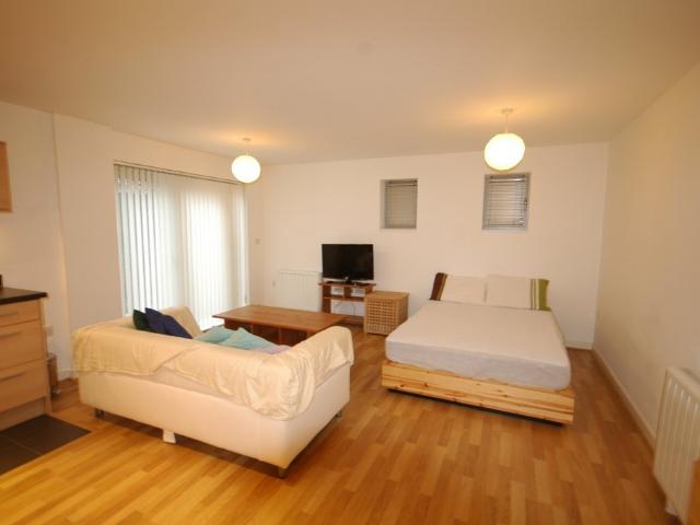 Studio to rent in Hampshire, PO1, from Martin & Co Portsmouth. 34140