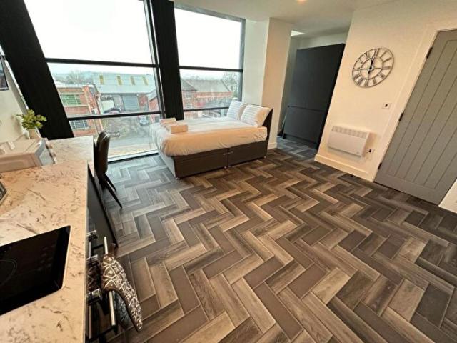Studio To Rent In High Road, Beeston, NG9