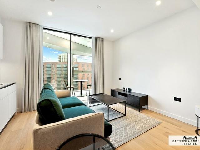 Studio to rent in Koa House, Battersea Power Station, SW11