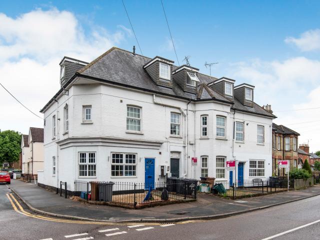 Studio to rent in Lymington House, SG1 | Leaders