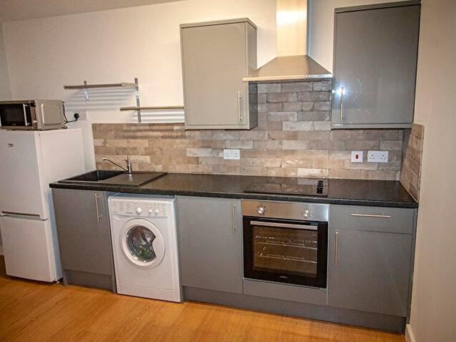 Studio To Rent In Mansfield Road, Nottingham, NG1