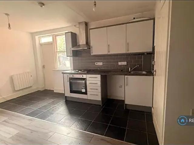 Studio To Rent In Melbourne House, Leicester, LE2