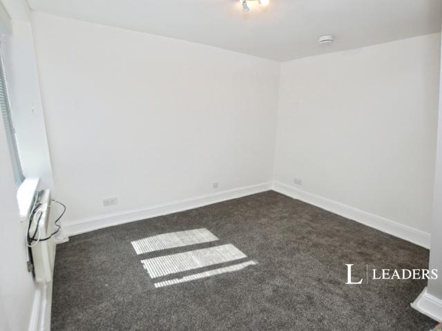 Studio to rent in Mersea Road, Colchester, Essex, CO2 | Leaders