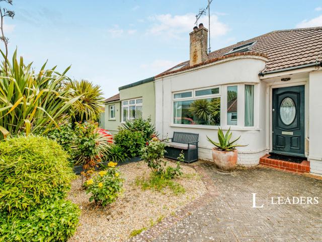 Studio to rent in Monks Avenue, Lancing, West Sussex, BN15 | Leaders