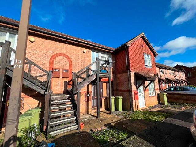 Studio To Rent In Pettingrew Close, Walnut Tree, Milton Keynes, MK7